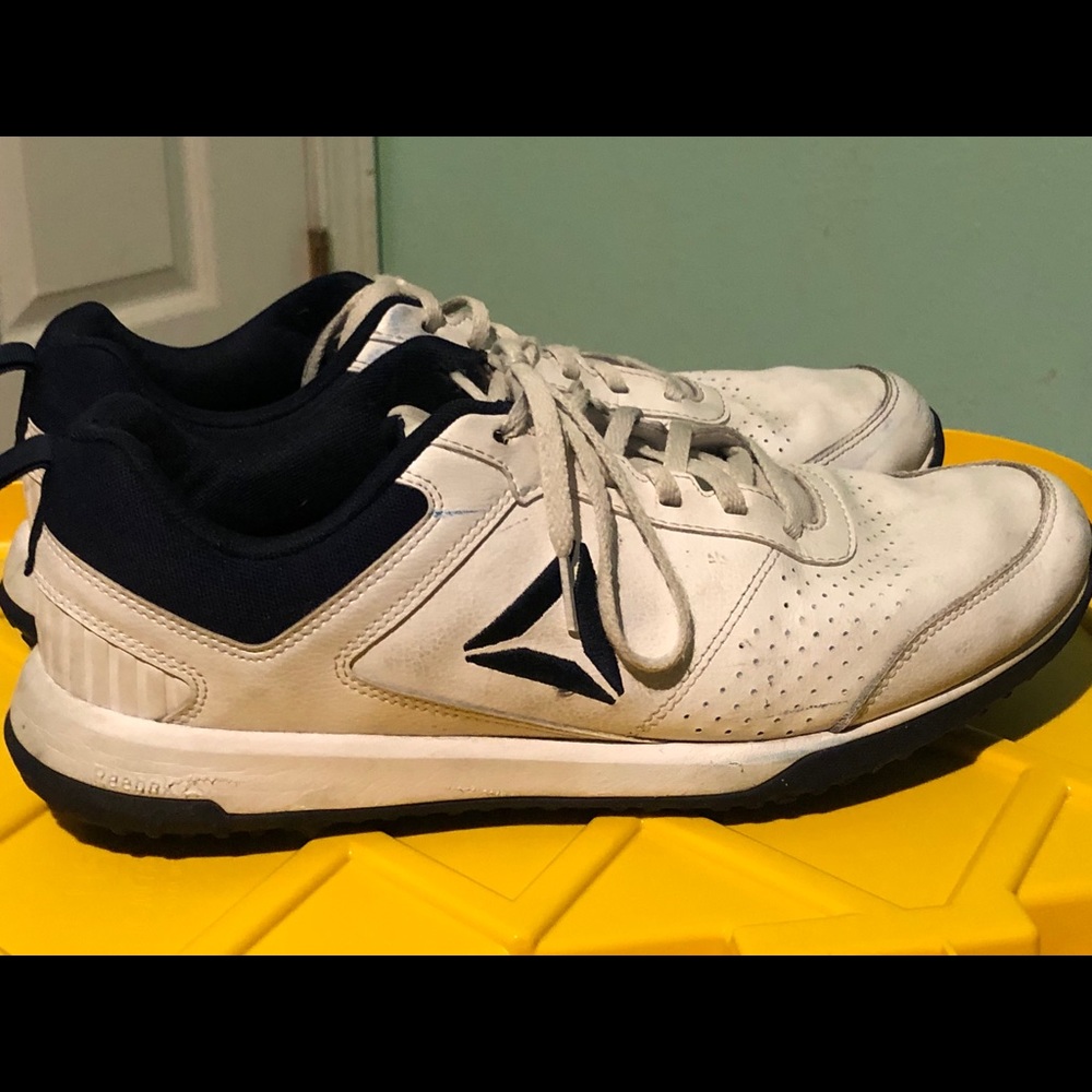Reebok Men's White/Blue Athletic Shoes Size 12 - Gem